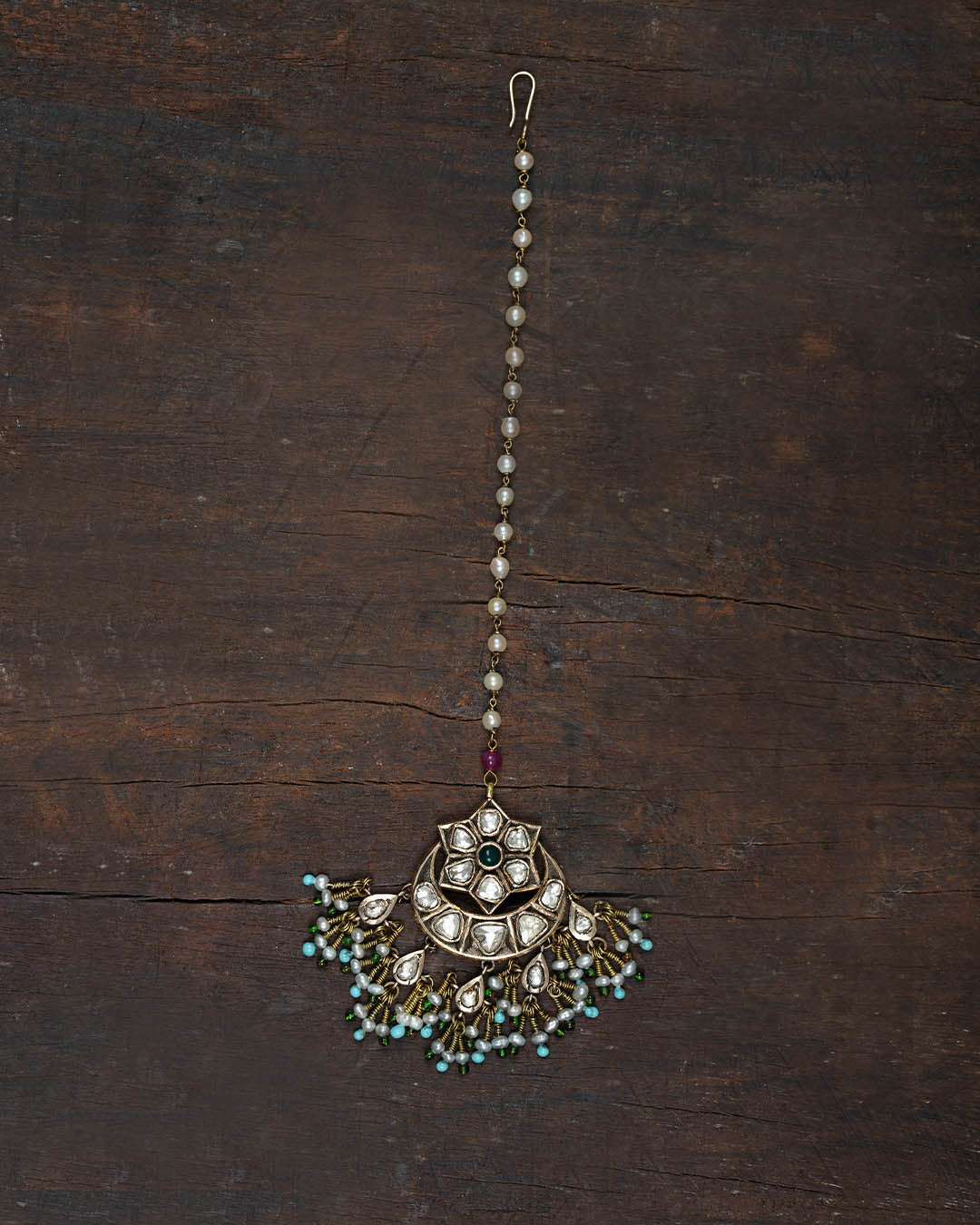 Jheel Antique Diamond Maangtika – Artisanal Fine Jewellery | AURUS